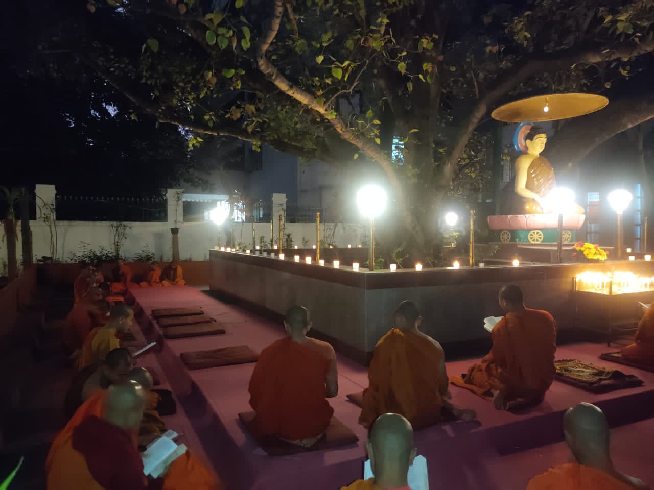 Gilanpasa Pooja at Kandy, Tooth Relics Temple - Maha Karuna